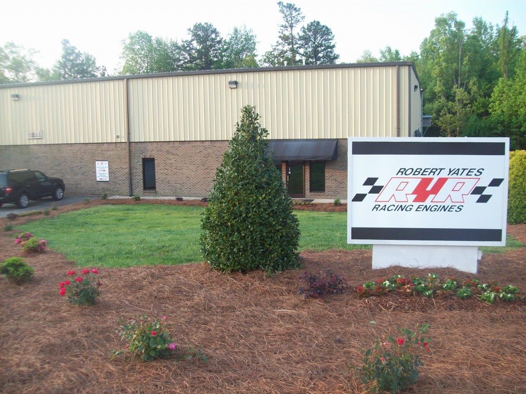 About Robert Yates Racing Engines
